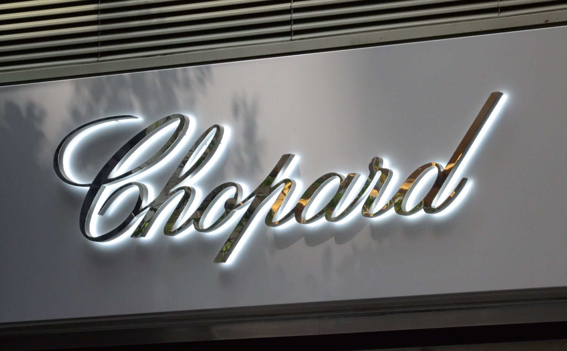 Reverse Channel Letter Signs | ReverseChannelLetters.com